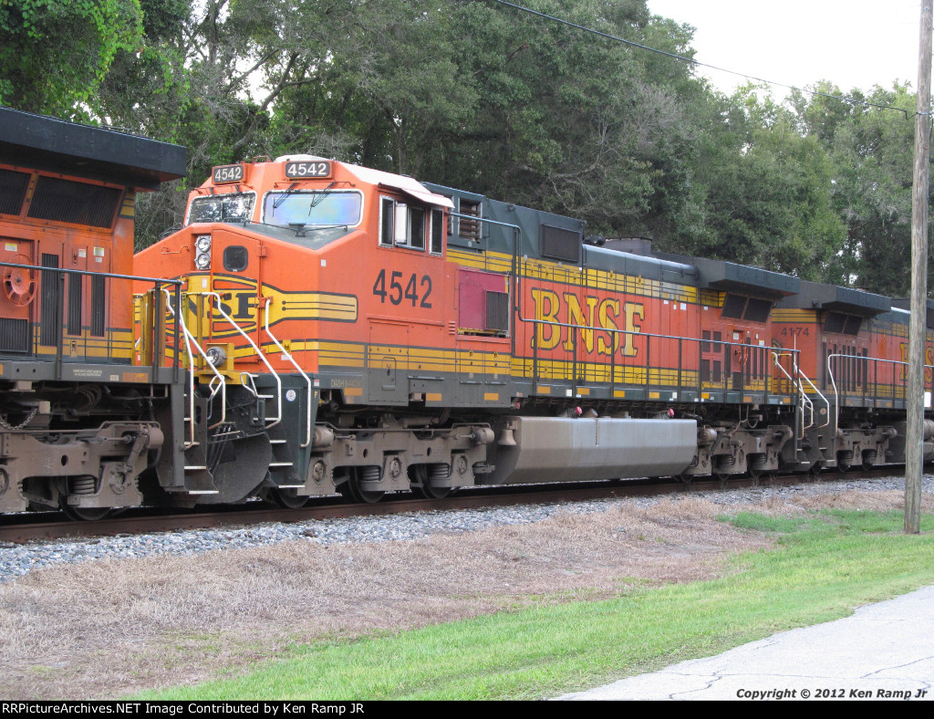 BNSF 4542